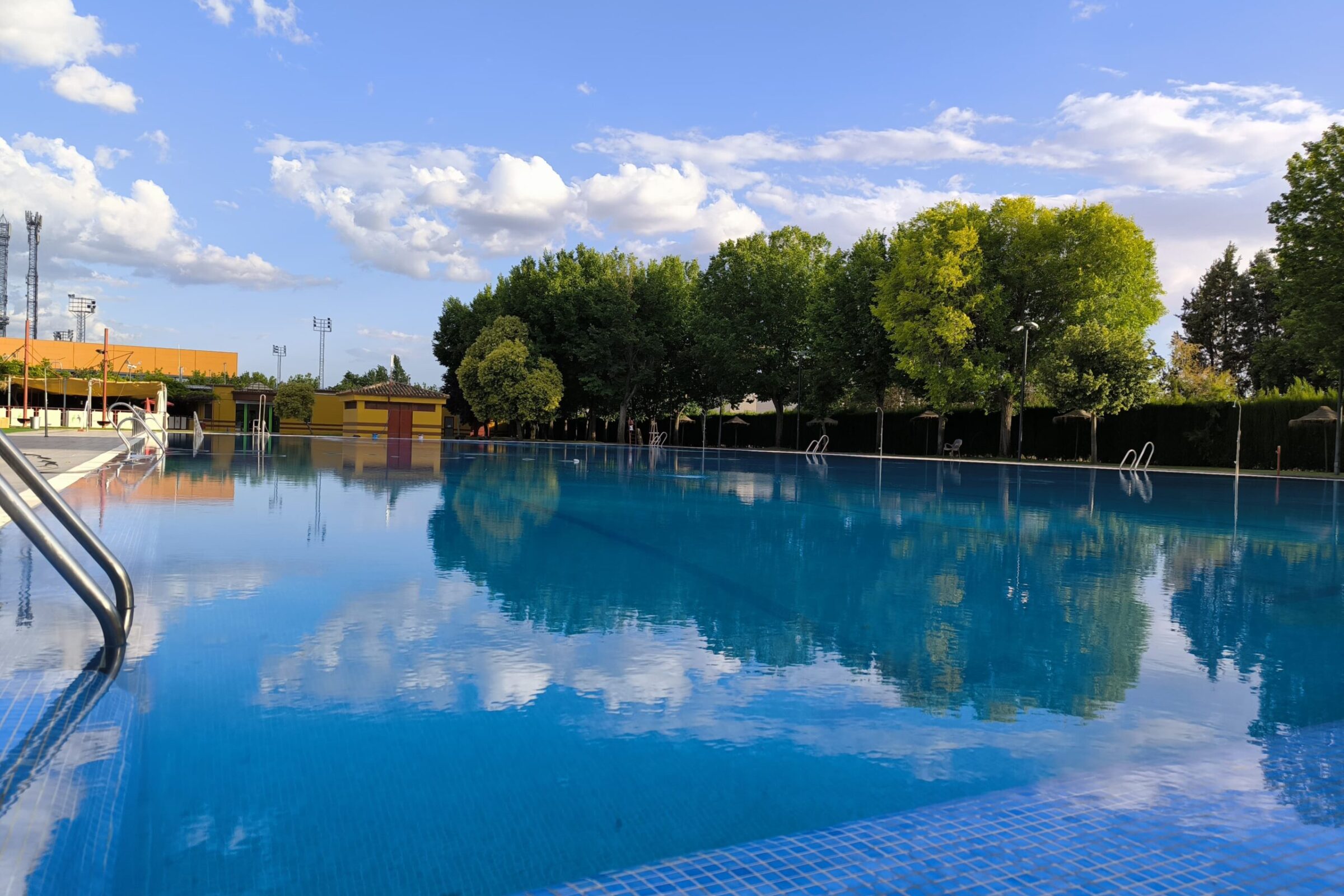 La Piscina Municipal de Maracena abre sus puertas el 21 de junio ...